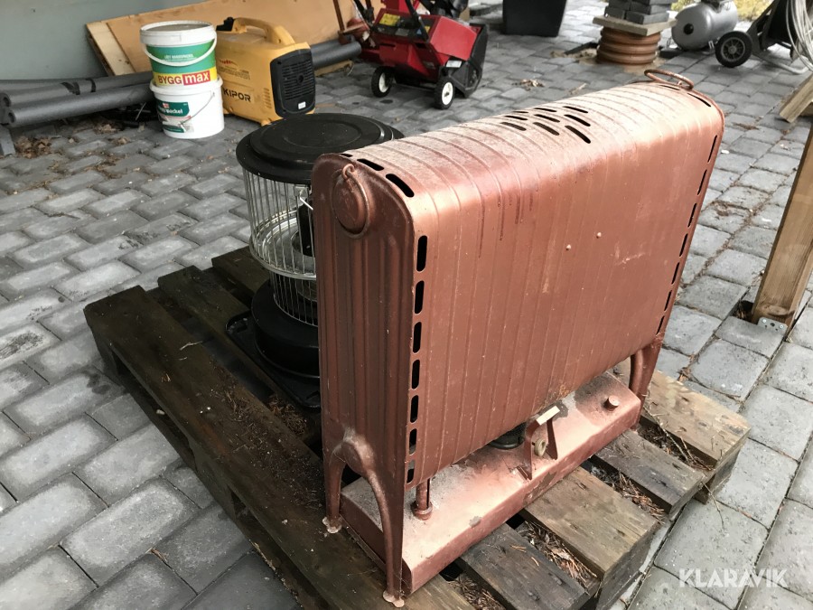 Klaravik Auktioner | 2st fotogenkaminer