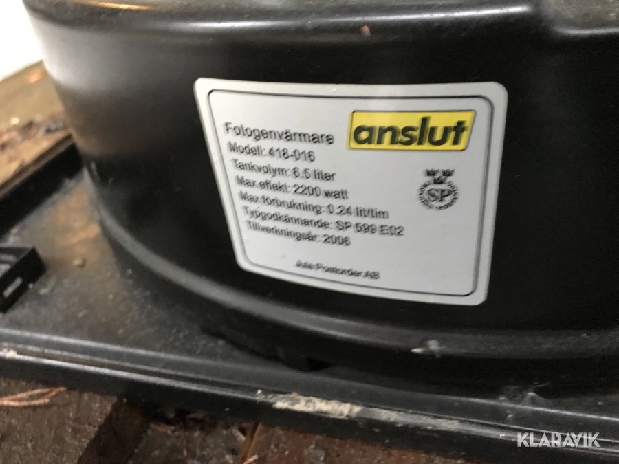 Klaravik Auktioner | 2st fotogenkaminer