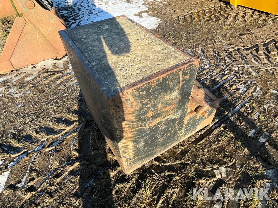 Motvikt, Svalöv, Klaravik auktioner