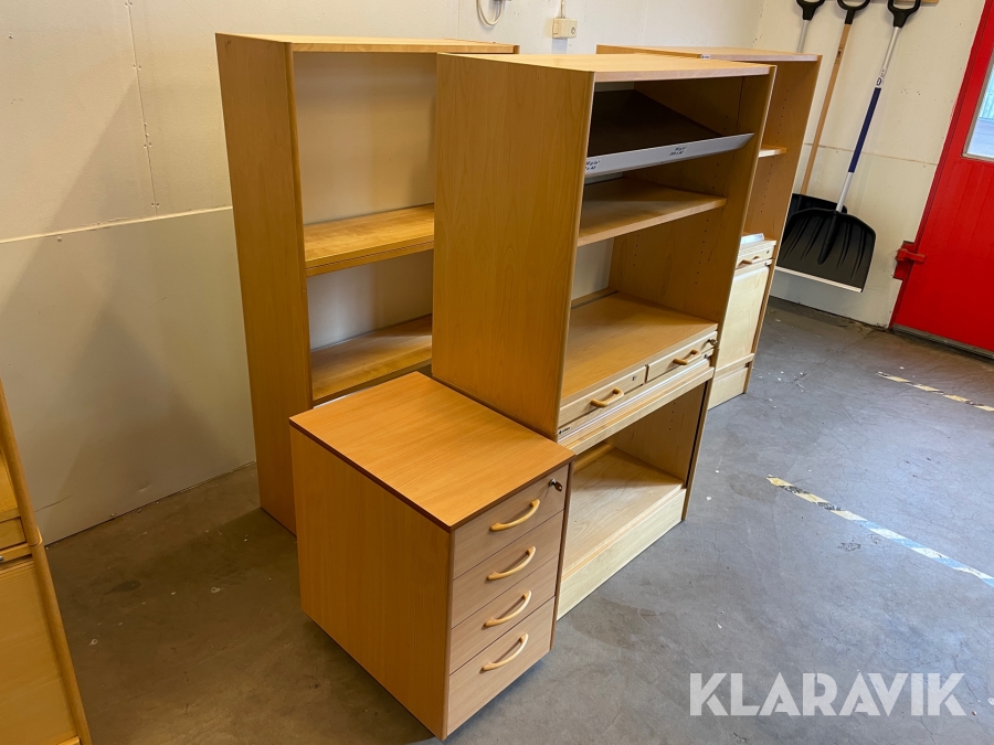 Hyllor, Kil, Klaravik auktioner