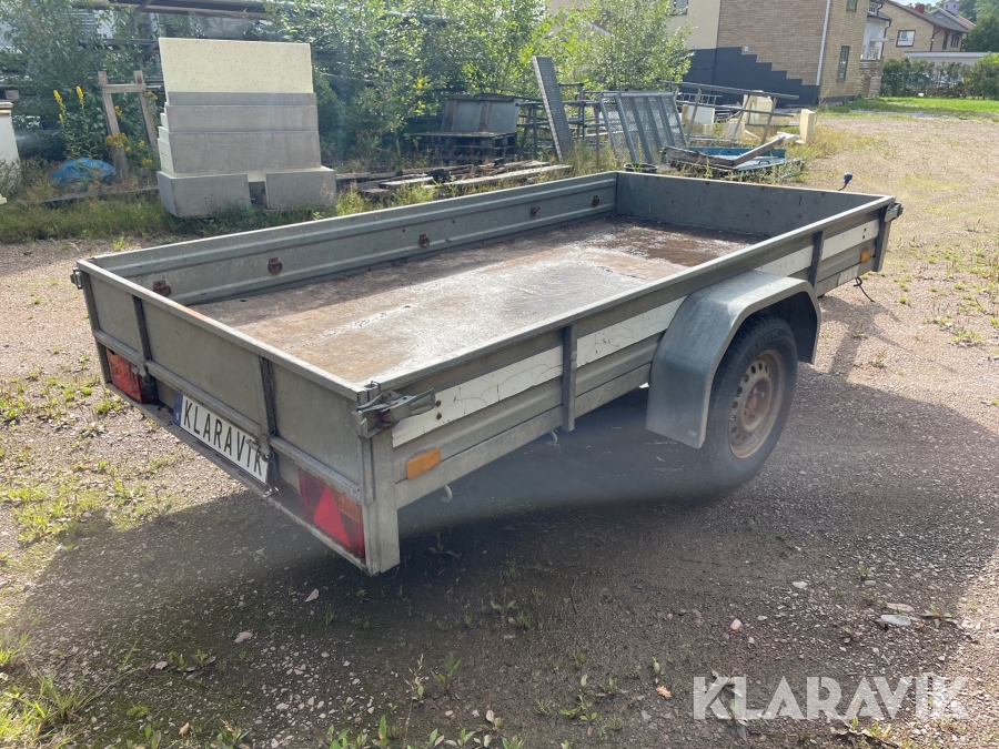 Personbilssläp Tiki-trailer C-275P, Västervik, Klaravik aukt