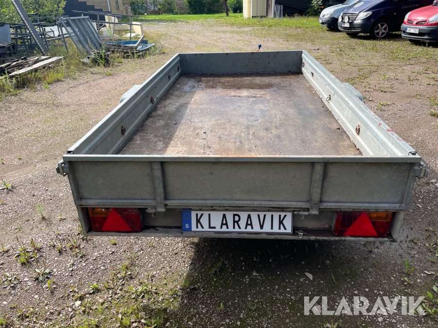 Personbilssläp Tiki-trailer C-275P, Västervik, Klaravik aukt