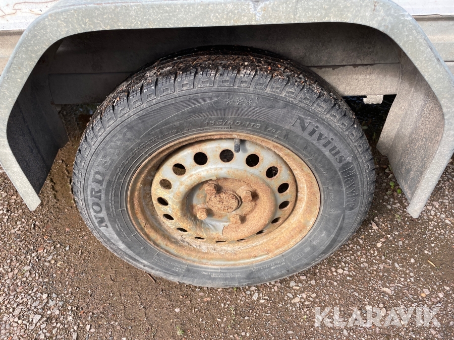 Personbilssläp Tiki-trailer C-275P, Västervik, Klaravik aukt