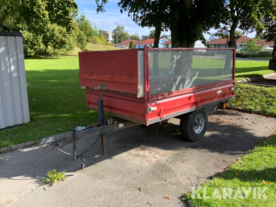 Traktorkärra HBA-vagnen 2000HT, Skövde, Klaravik auktioner