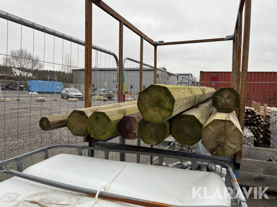 Staketstolpar Viltstängsel, Ekerö, Klaravik auktioner