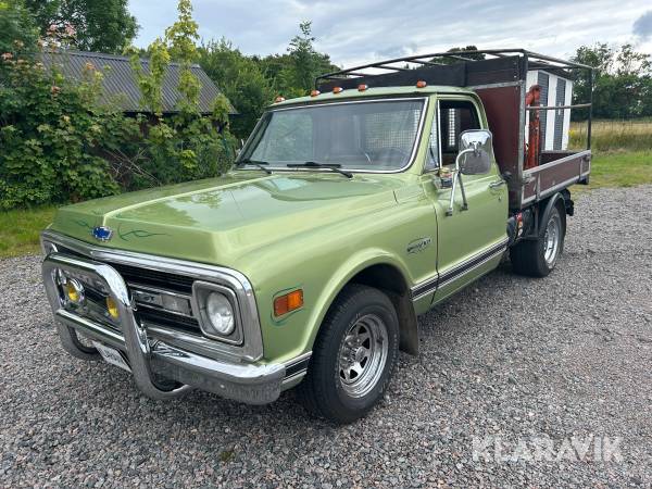 Auktion av begagnade fordon, släp och tillbehör på klaravik