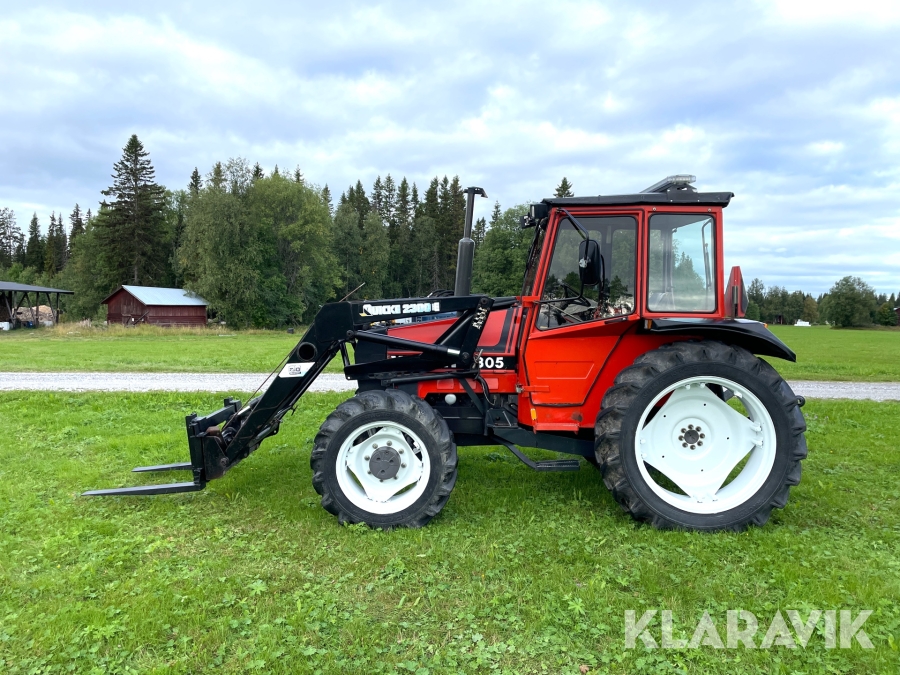 Traktor Valmet 305, Strömsund, Klaravik auktioner
