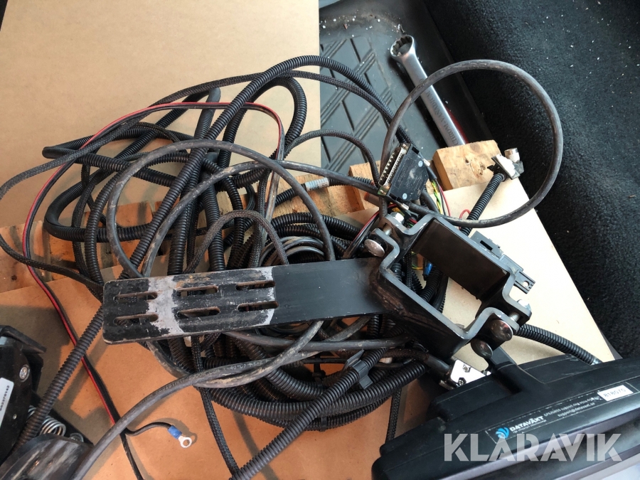 Klaravik Auktioner | Dataväxt Trimble EZ-Steer CFX -750