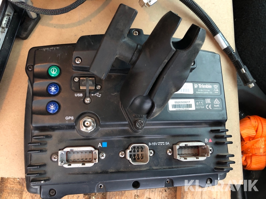 Klaravik Auktioner | Dataväxt Trimble EZ-Steer CFX -750