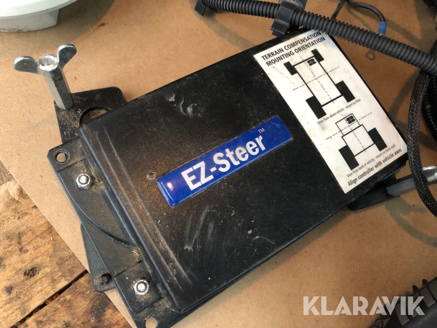 Klaravik Auktioner | Dataväxt Trimble EZ-Steer CFX -750