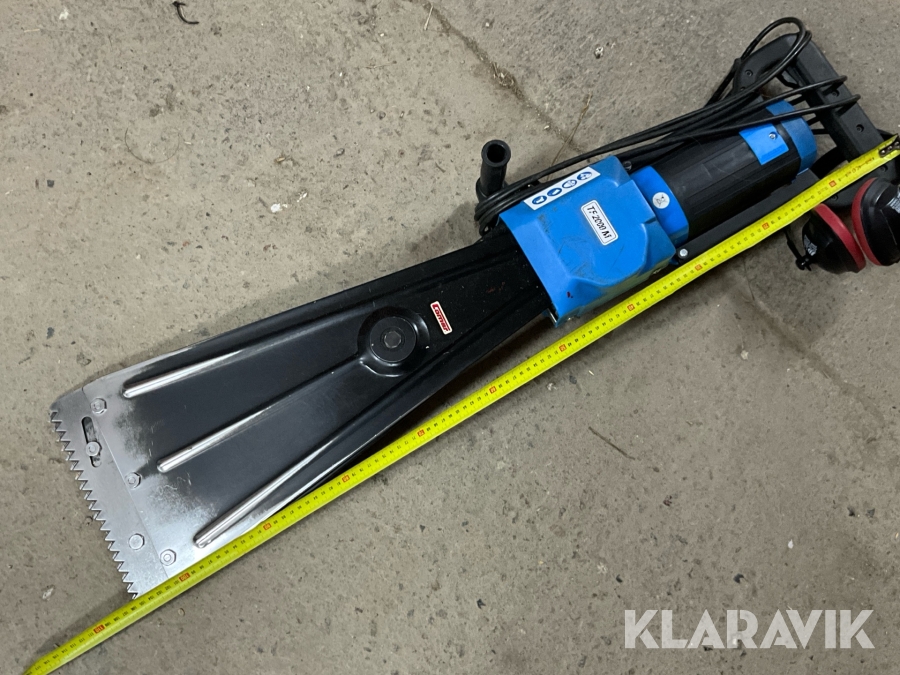 Ensilagekniv Comer TF 2000 M, Nynäshamn, Klaravik auktioner