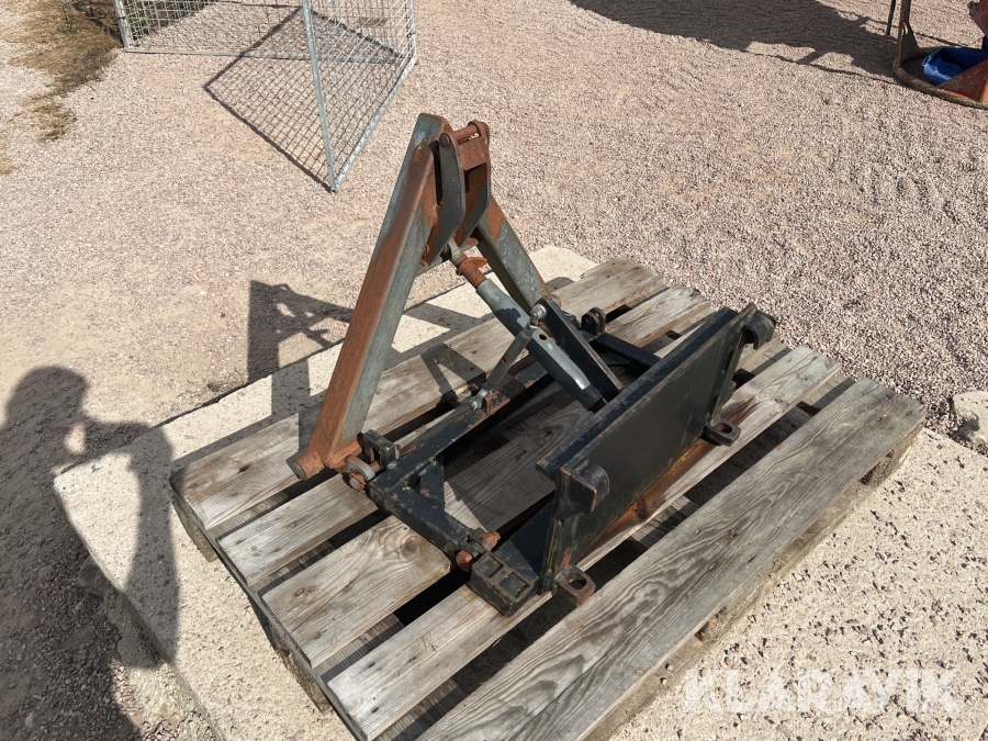 Adapter Avant/A-Ram, Höör, Klaravik auktioner