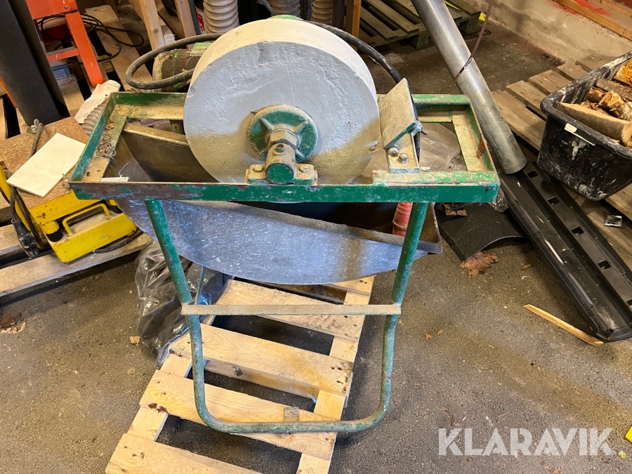 Slipsten Mport, Varberg, Klaravik auktioner