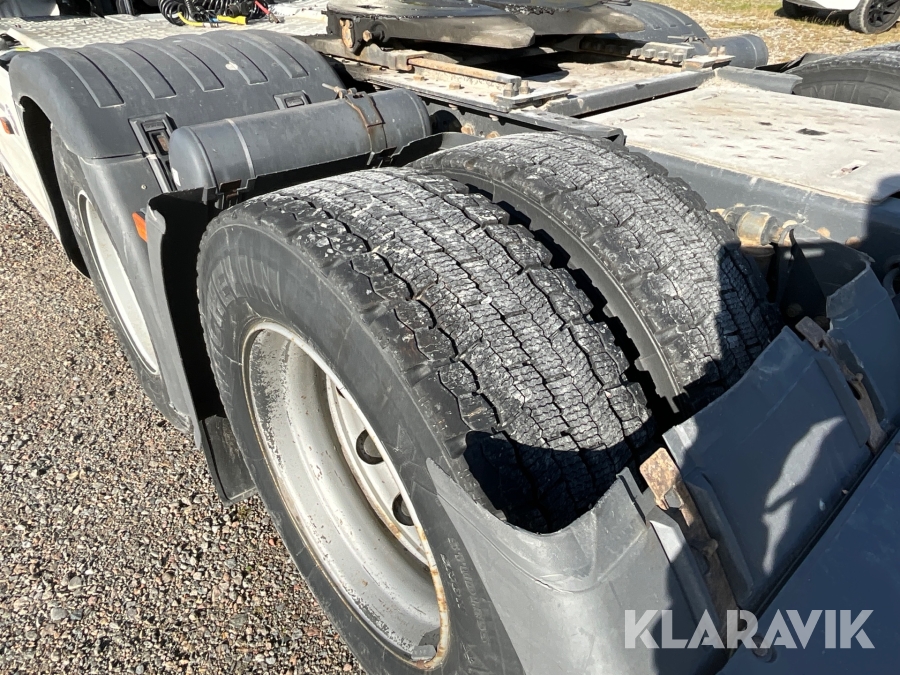 Lastbil Dragbil Scania R580, Flen, Klaravik auktioner