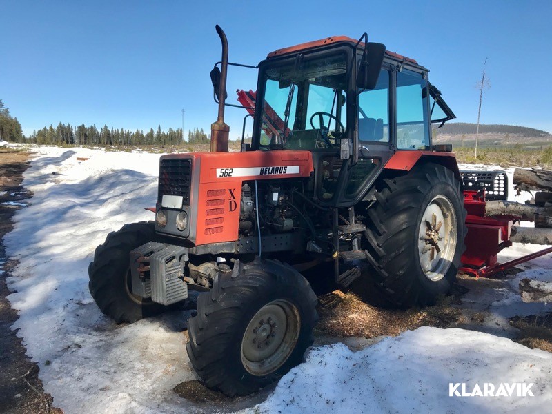 Traktor Belarus MTZ 562