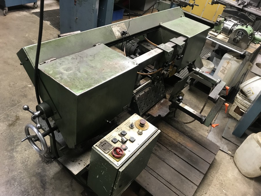 Klaravik Auktioner | Bandsåg (Bauer HS260A)