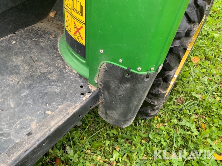 Transportfordon John Deere Gator 825i 4x4, Katrineholm, Klar