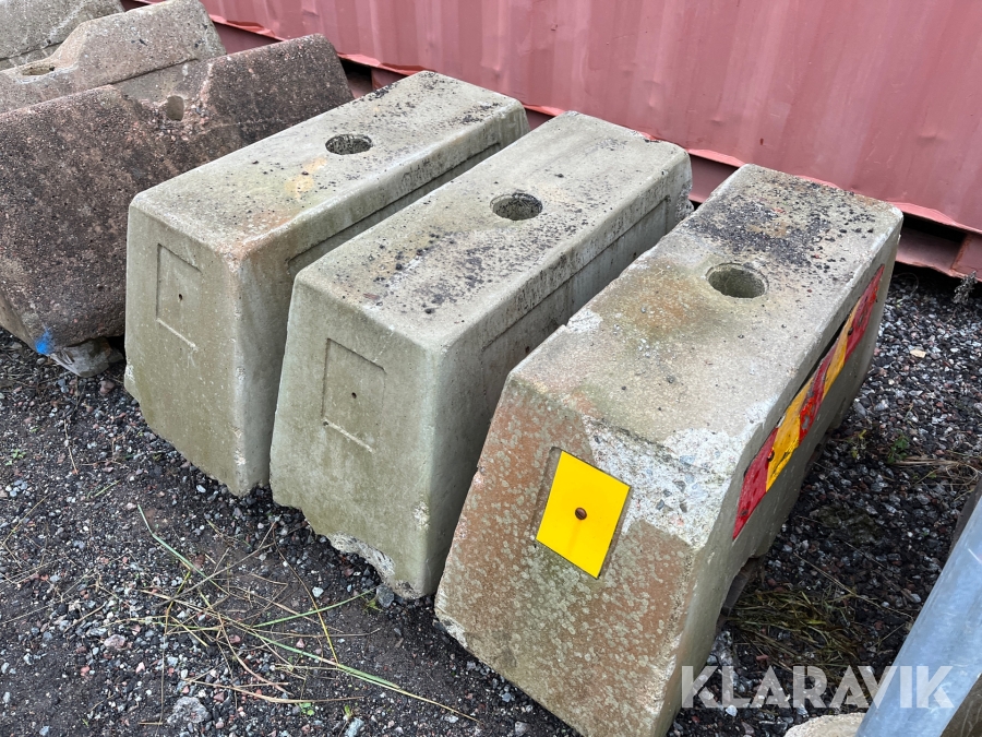 Stolpfundament, Sollentuna, Klaravik auktioner