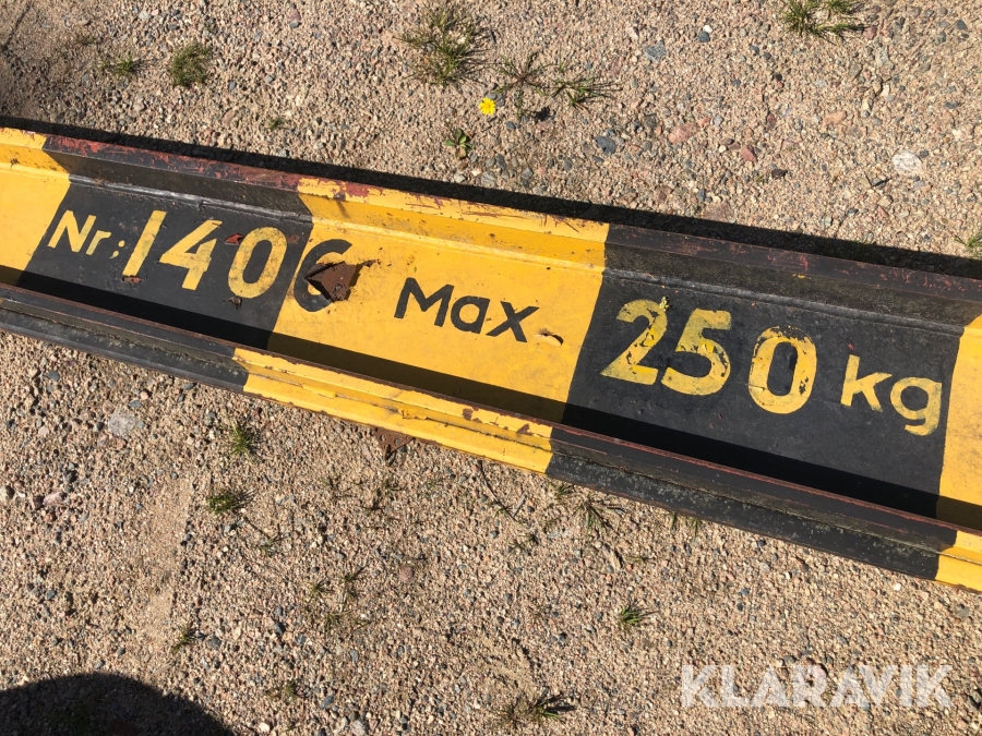 Klaravik Auktioner | Svängarmar Hvilan FSK-40 Runtomsvängande