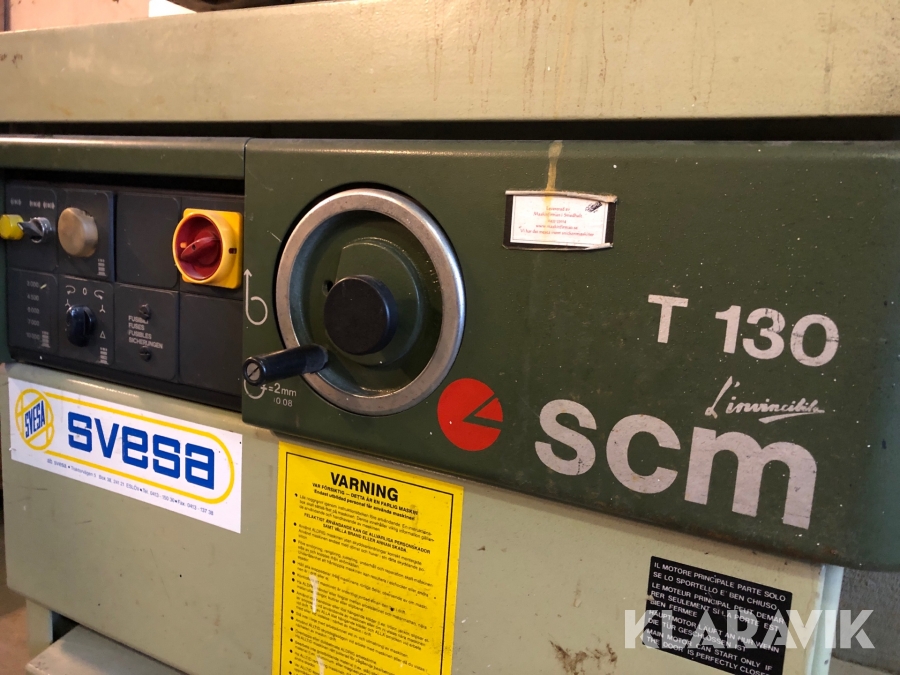 Klaravik Auktioner | Fräsmaskin SCM T130