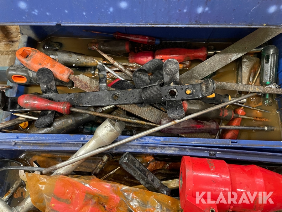 Klaravik Auktioner | Diverse material