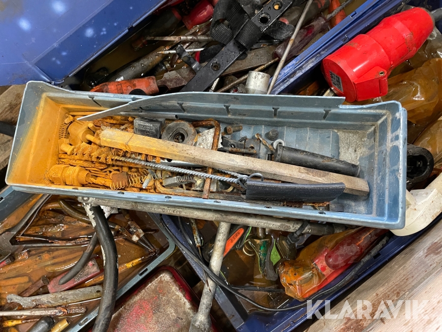 Klaravik Auktioner | Diverse material