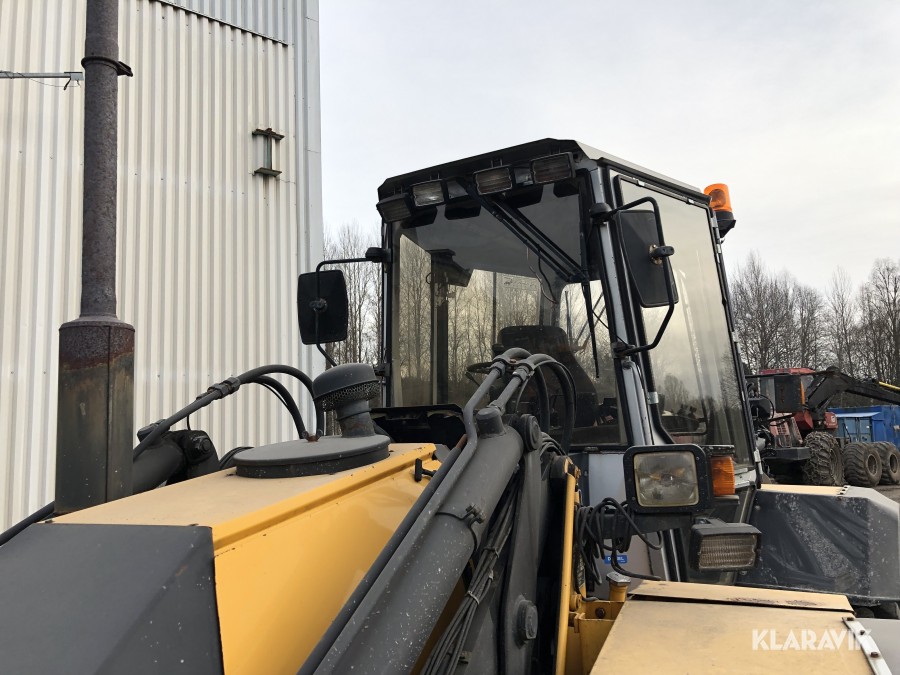 Traktorgrävare Huddig 760 M4 LS