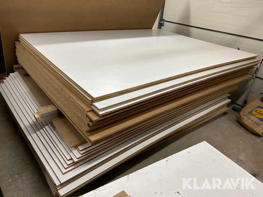 MDF skivor, Uppsala, Klaravik auktioner