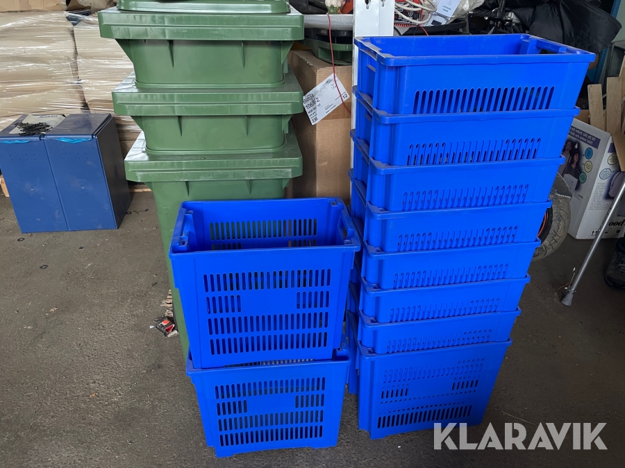 Plastbackar 10 st, Norrköping, Klaravik auktioner
