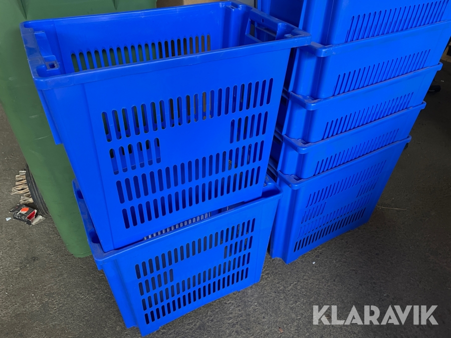 Plastbackar 10 st, Norrköping, Klaravik auktioner