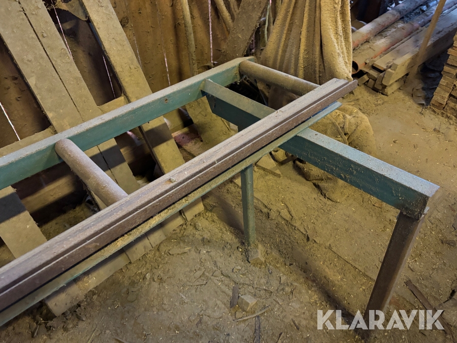 Längdkap med rullbord, Örebro, Klaravik auktioner