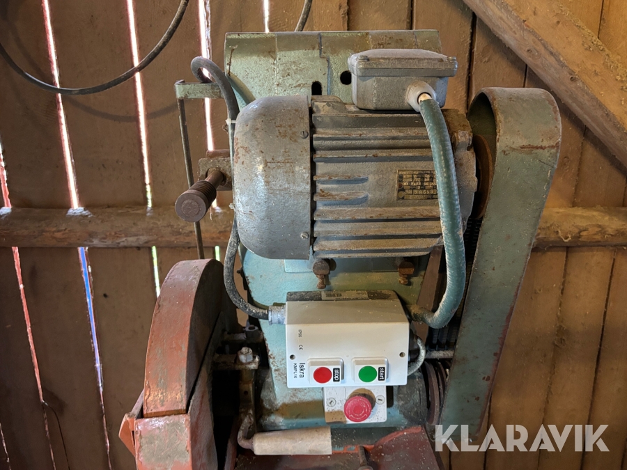 Längdkap med rullbord, Örebro, Klaravik auktioner