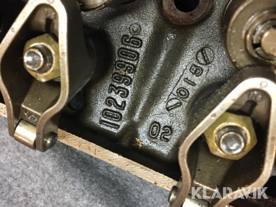 Topplock Volvo Penta, Vara, Klaravik auktioner