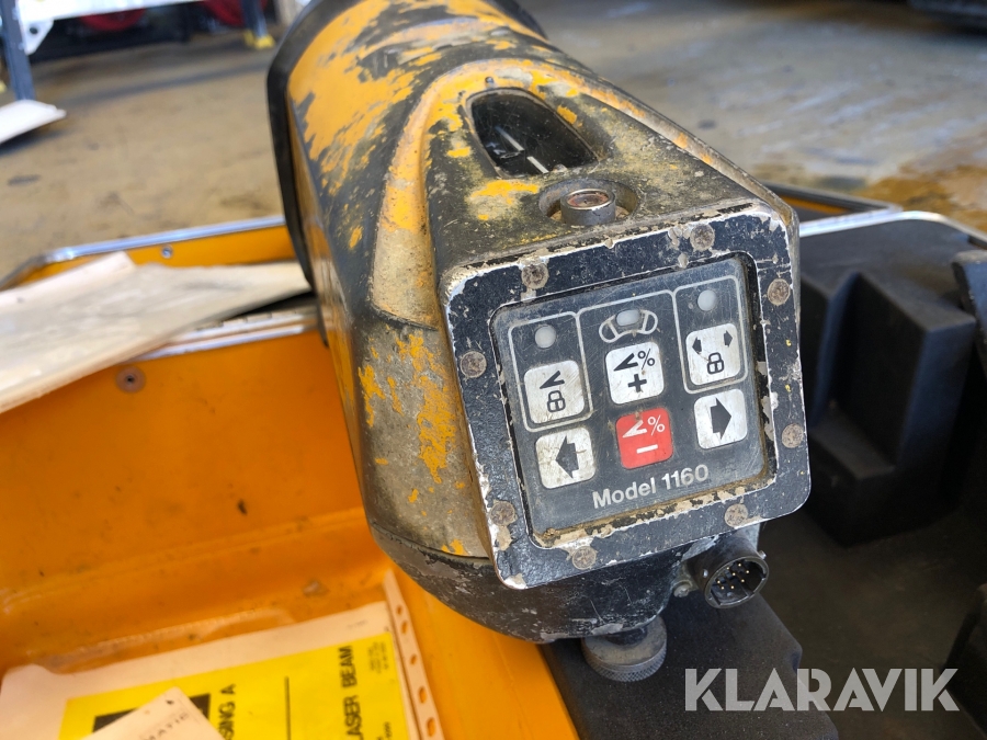 Klaravik Auktioner | Rörläggningslaser Spectra-Physics Dialgrade 1160