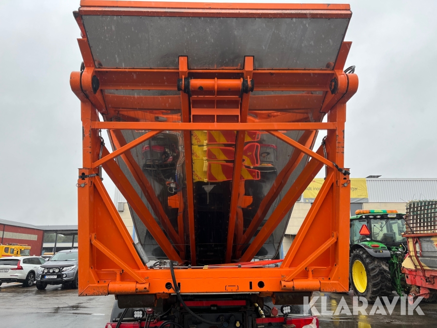 Högtippsbalja på lastväxlarram CMT, Linköping, Klaravik aukt