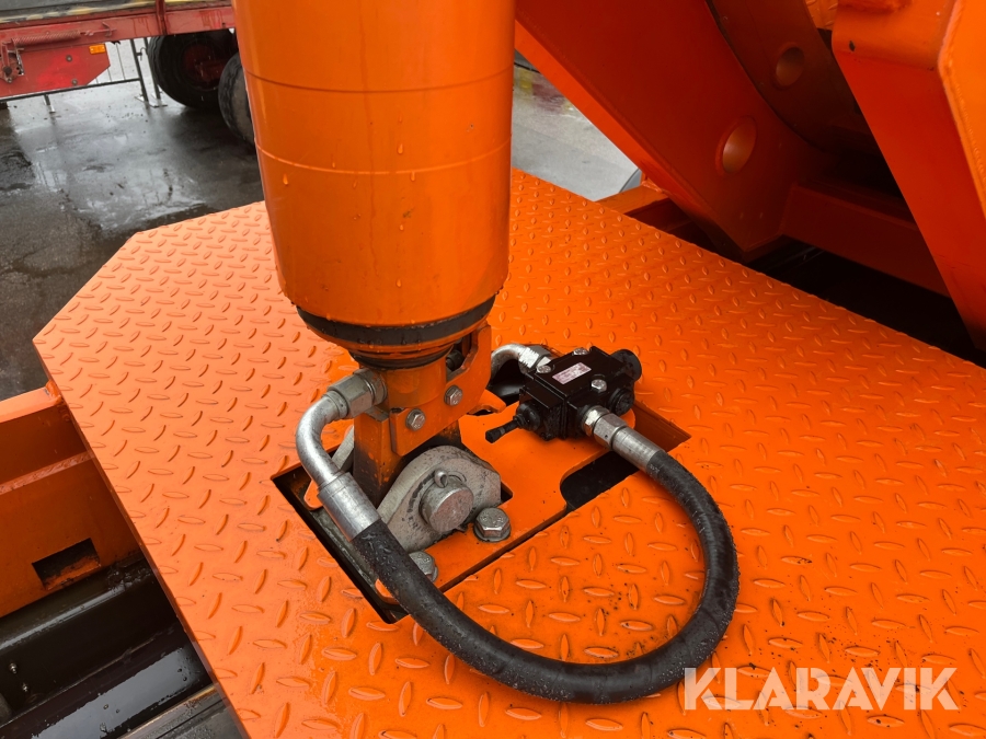 Högtippsbalja på lastväxlarram CMT, Linköping, Klaravik aukt