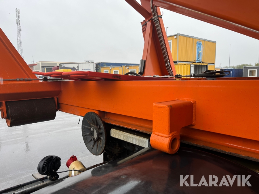 Högtippsbalja på lastväxlarram CMT, Linköping, Klaravik aukt