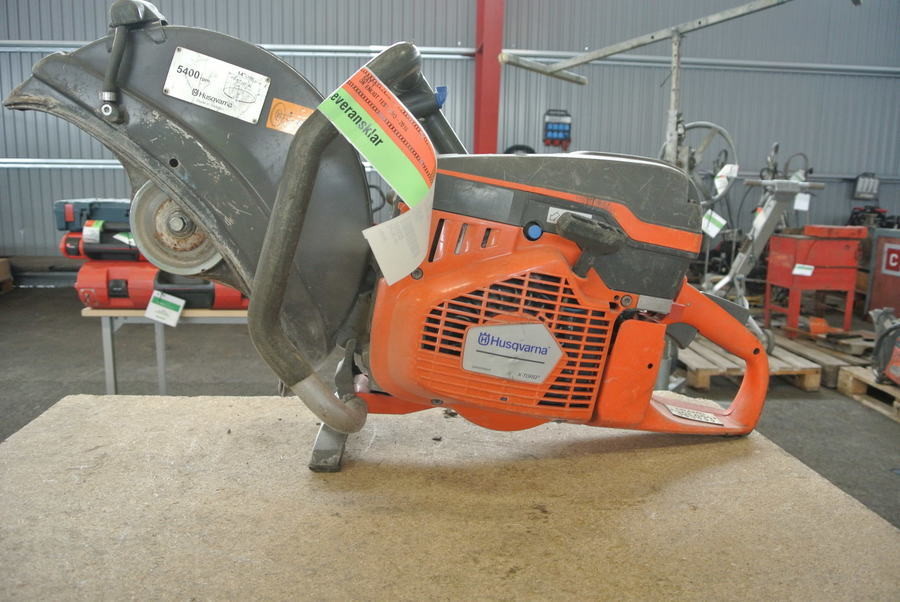 Klaravik Auktioner | Motorkap