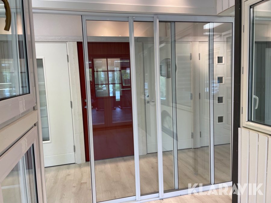 Inglasning, Karlskrona, Klaravik auktioner