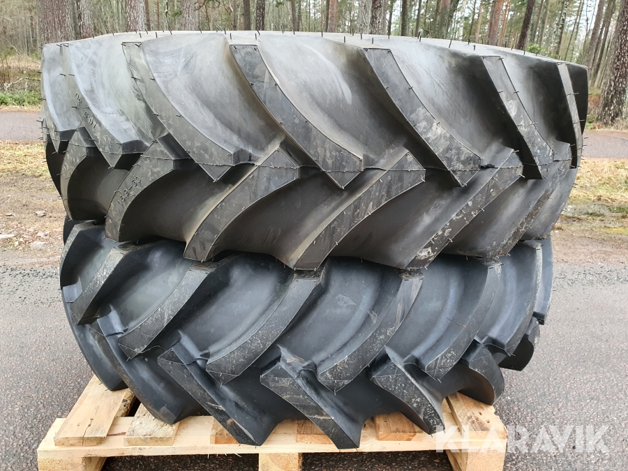 Traktordäck 2st 16.9-30 14 lagers, Karlstad, Klaravik auktio
