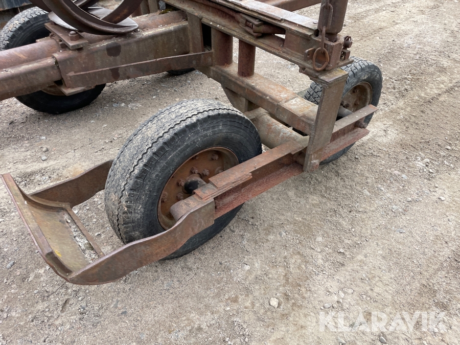 Traktor med Timmervagn Massey Ferguson 165, Eda, Klaravik au