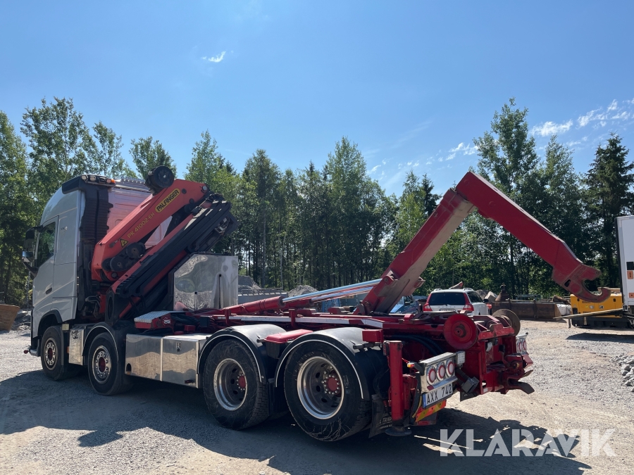 Kranbil Volvo FH 8*2, Finspång, Klaravik auktioner