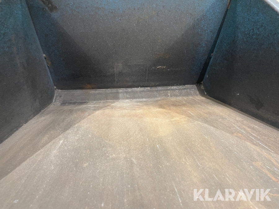 Tippbinge Stab, Lidköping, Klaravik auktioner