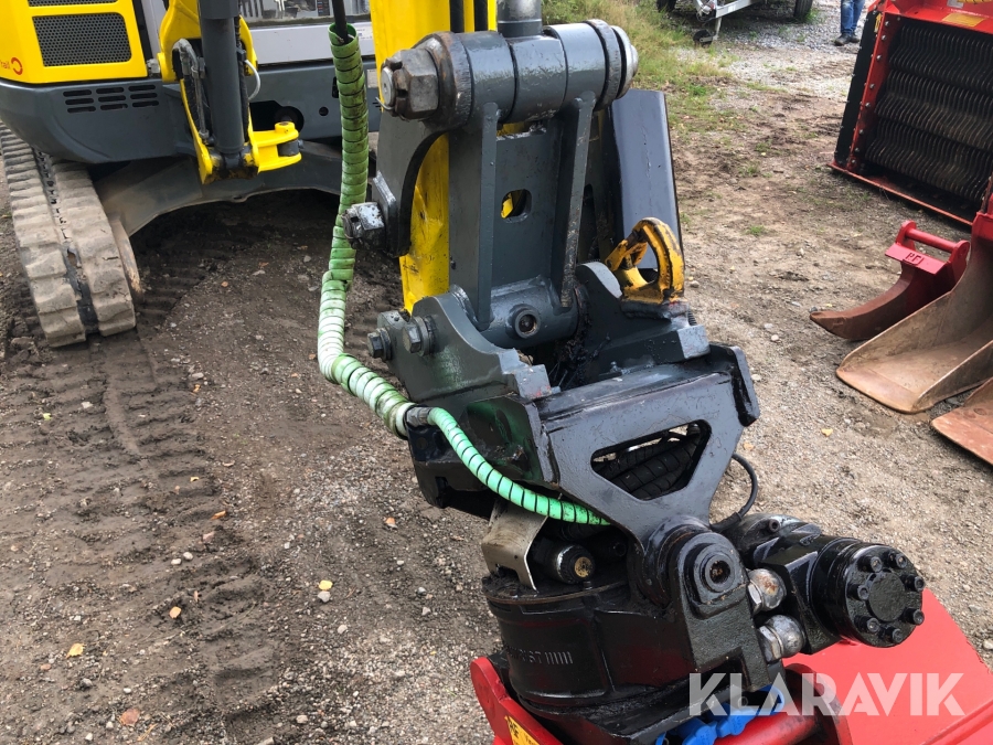 Minigrävmaskin Wacker Neuson 38Z3 RD Tiltrotator + 4st redskap