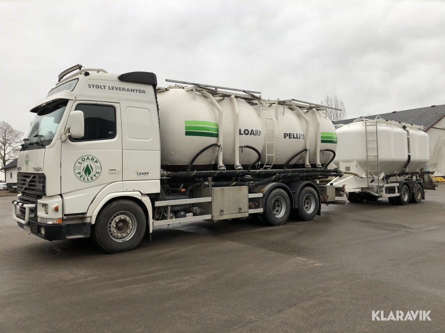 Bulkbil Volvo FH12 6X2 med släp