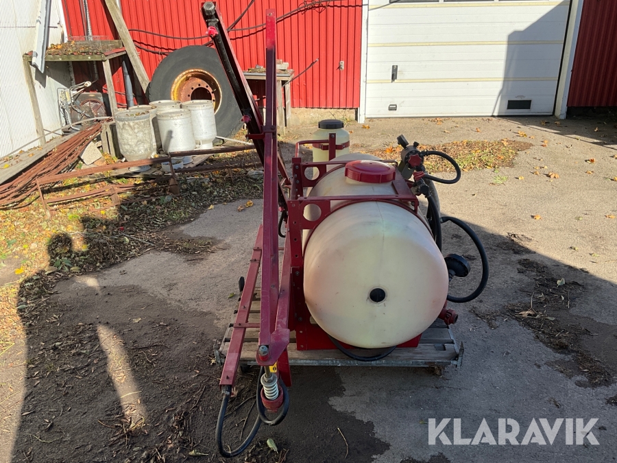 Spruta Hardi 600 BL 300-8, Båstad, Klaravik auktioner