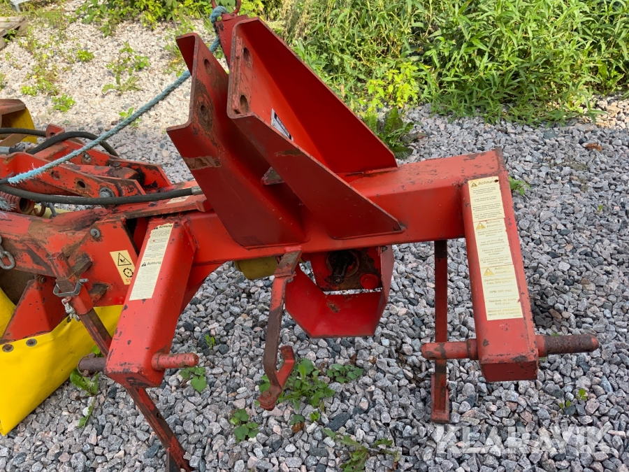 Klaravik Auktioner | Slåtterkross Niemeyer SM 260-C