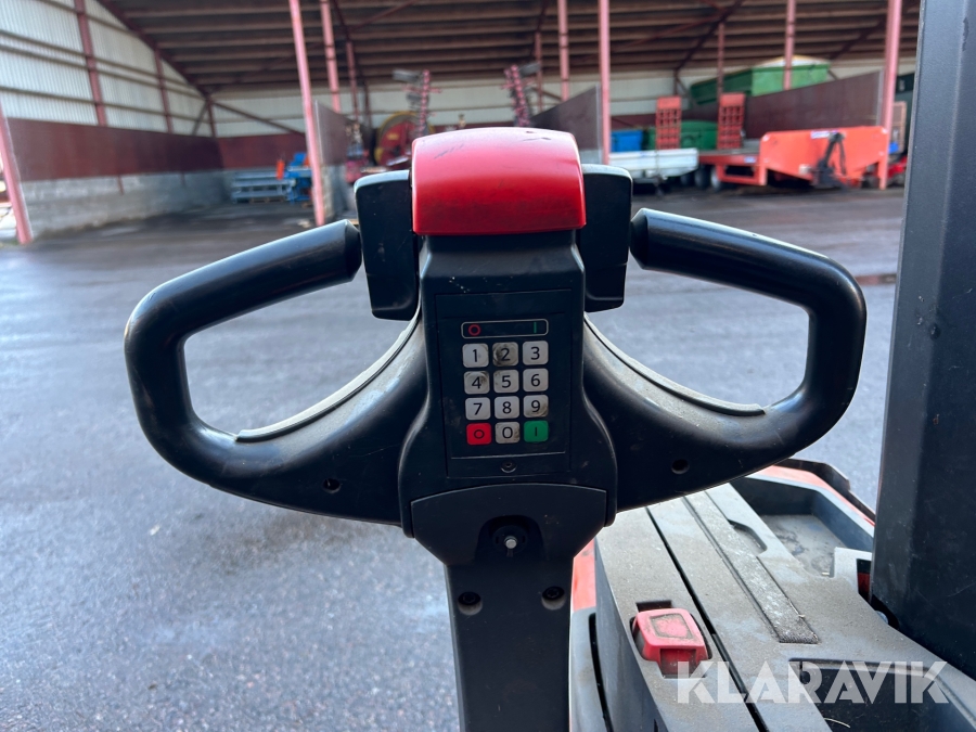 Ledstaplare BT SWE080L, Falkenberg, Klaravik auktioner