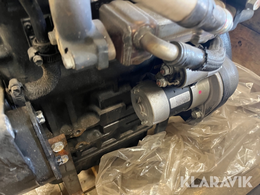 Motor Yanmar 3TNV86CT-DKE, Tranås, Klaravik auktioner
