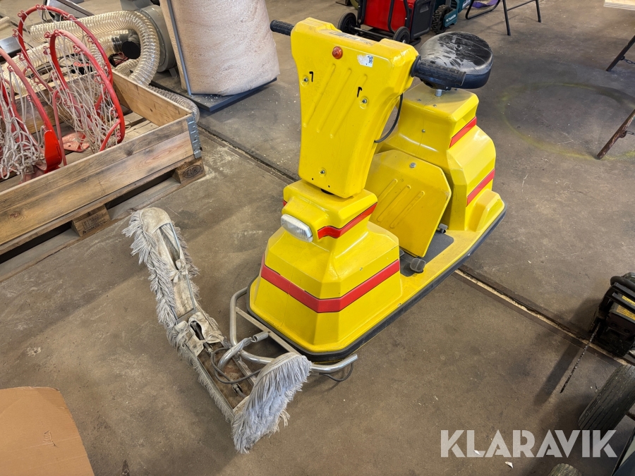 Skurmaskin Nisa, Alingsås, Klaravik auktioner